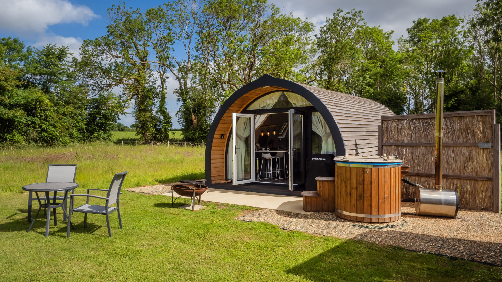 Book your stay - Dilham Hall Retreats